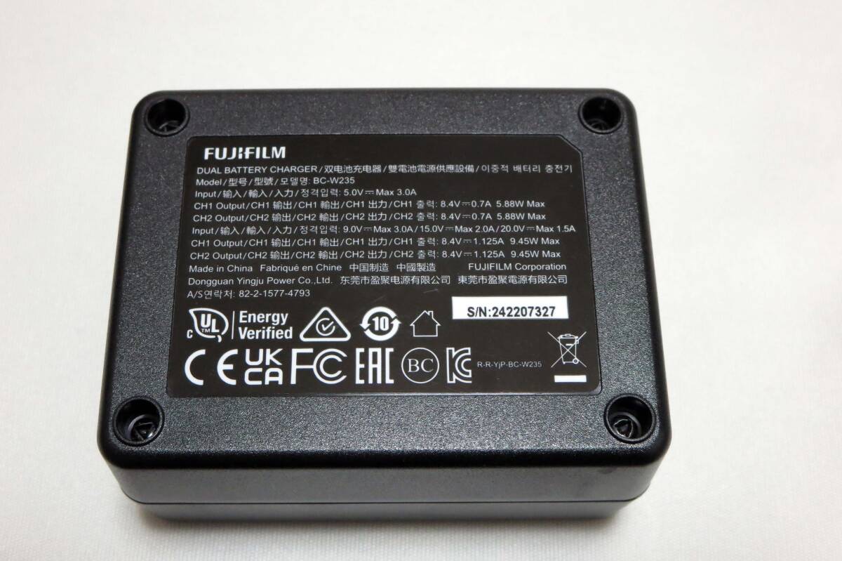 Yahoo!オークション - FUJIFILM 純正チャージャー（BC-W235)