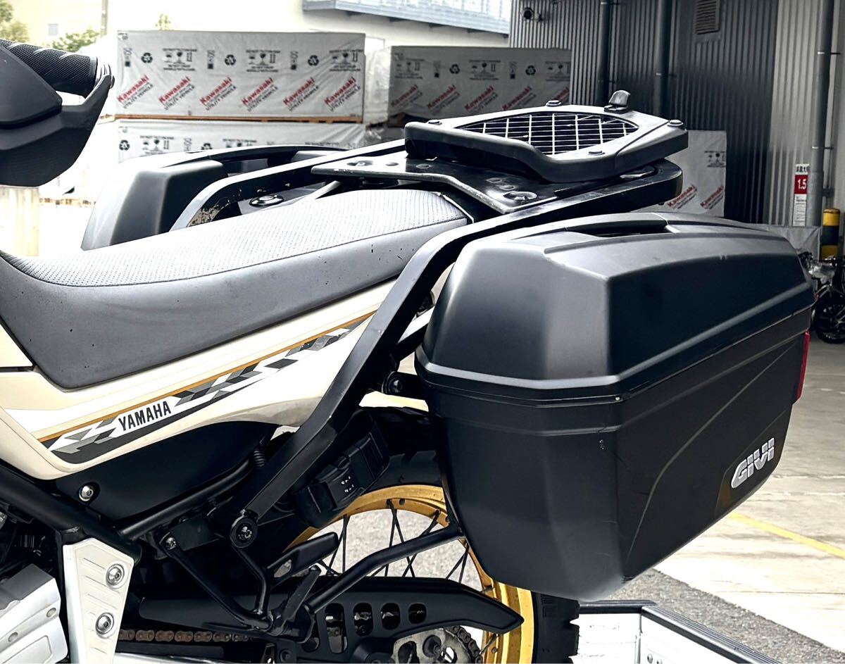 Yahoo!オークション - セロー専用 モトコ製 GIVI E22サイドマウント+ E...