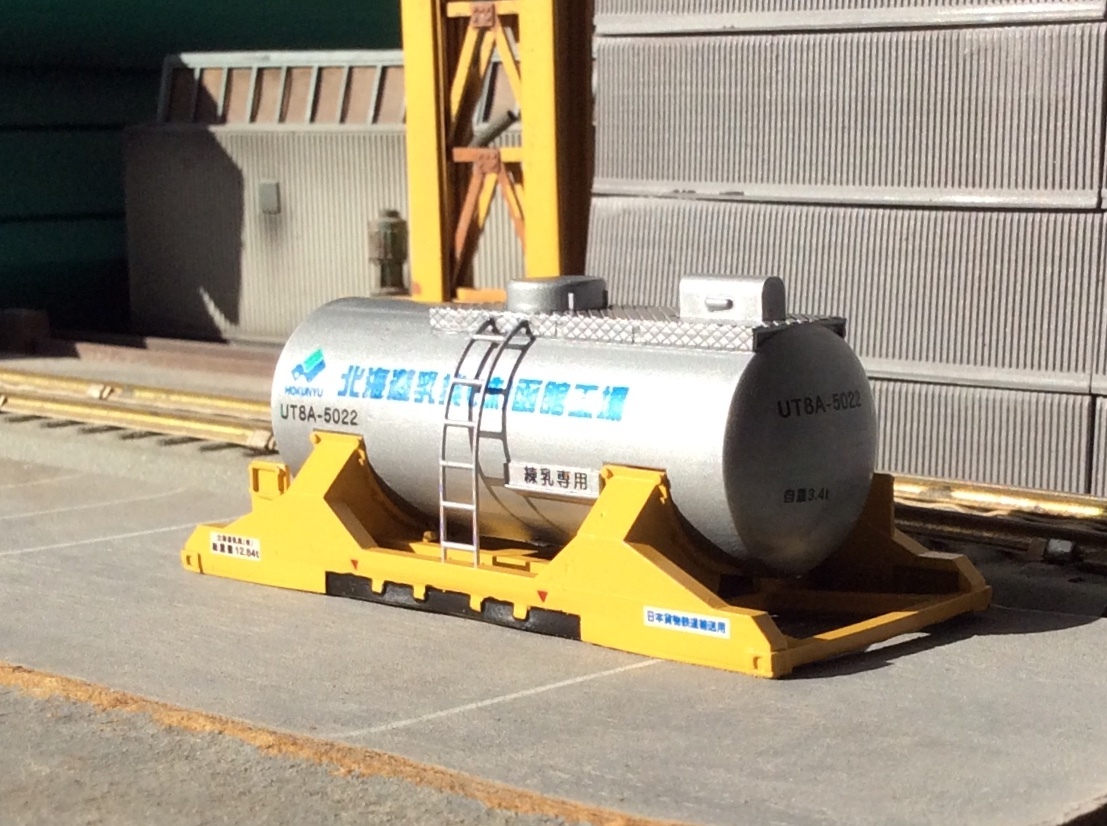 Yahoo!オークション - HO 完成品 UT8A 練乳専用タンクコンテナ1個 1円...