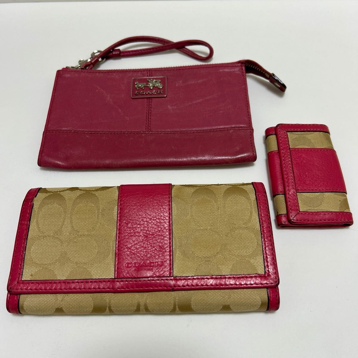 Yahoo!オークション - COACH コーチ ピンク系 3点セット シグネチャー...