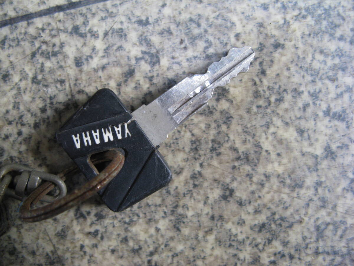 Yahoo!オークション - (ZZ）送600円 ヤマハタンクキャップ たぶんTZR25...