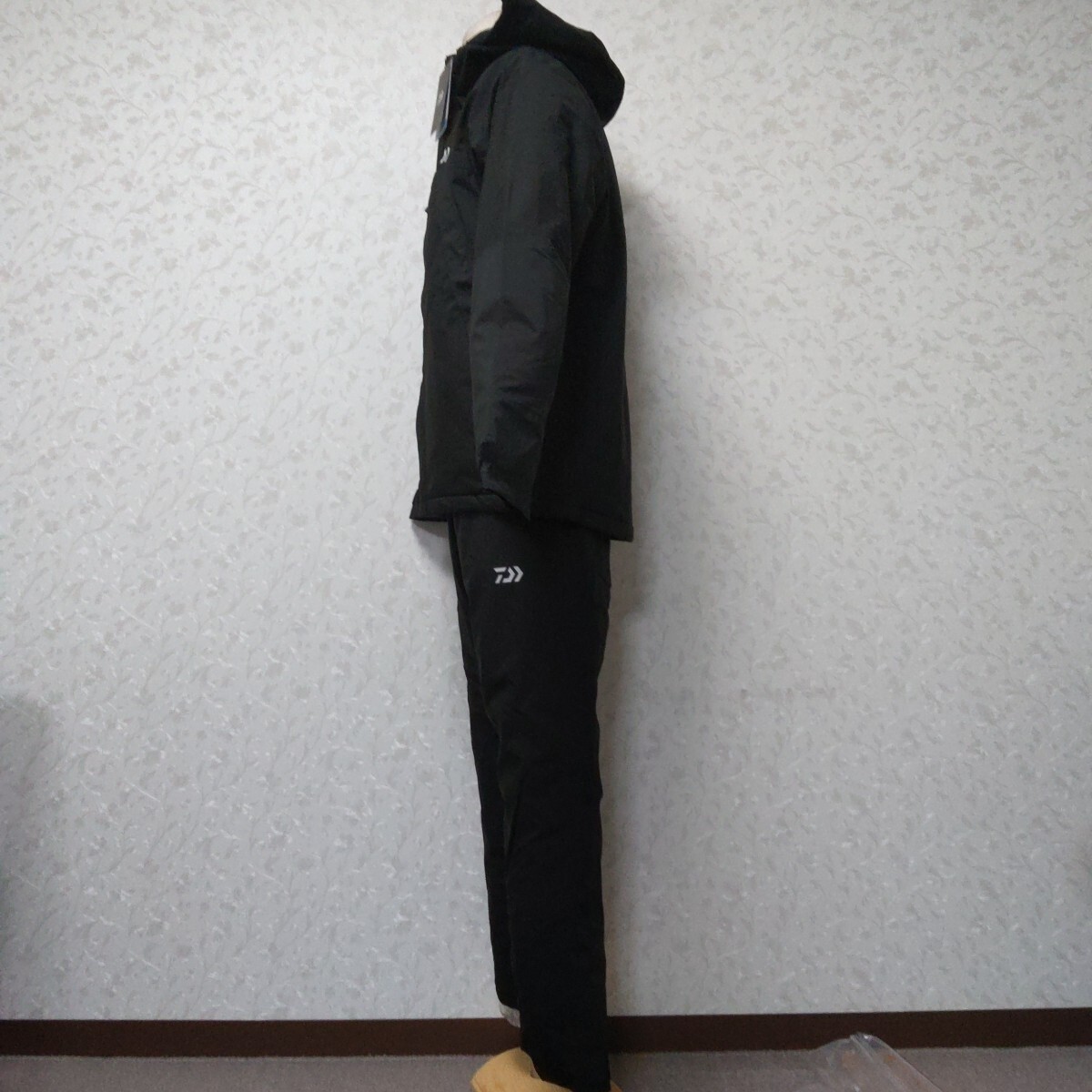 Yahoo!オークション - ダイワ DW-3523 ブラック Mサイズ （レインマッ...