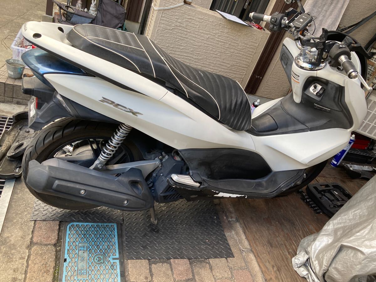 Yahoo!オークション - 1020 ホンダ PCX JF28 初期型の前期 メットイン...