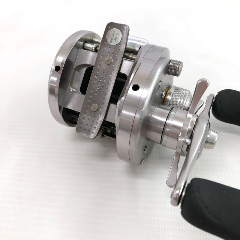 Yahoo!オークション - シマノ 09カルカッタコンクエスト 200DC 右ハン...