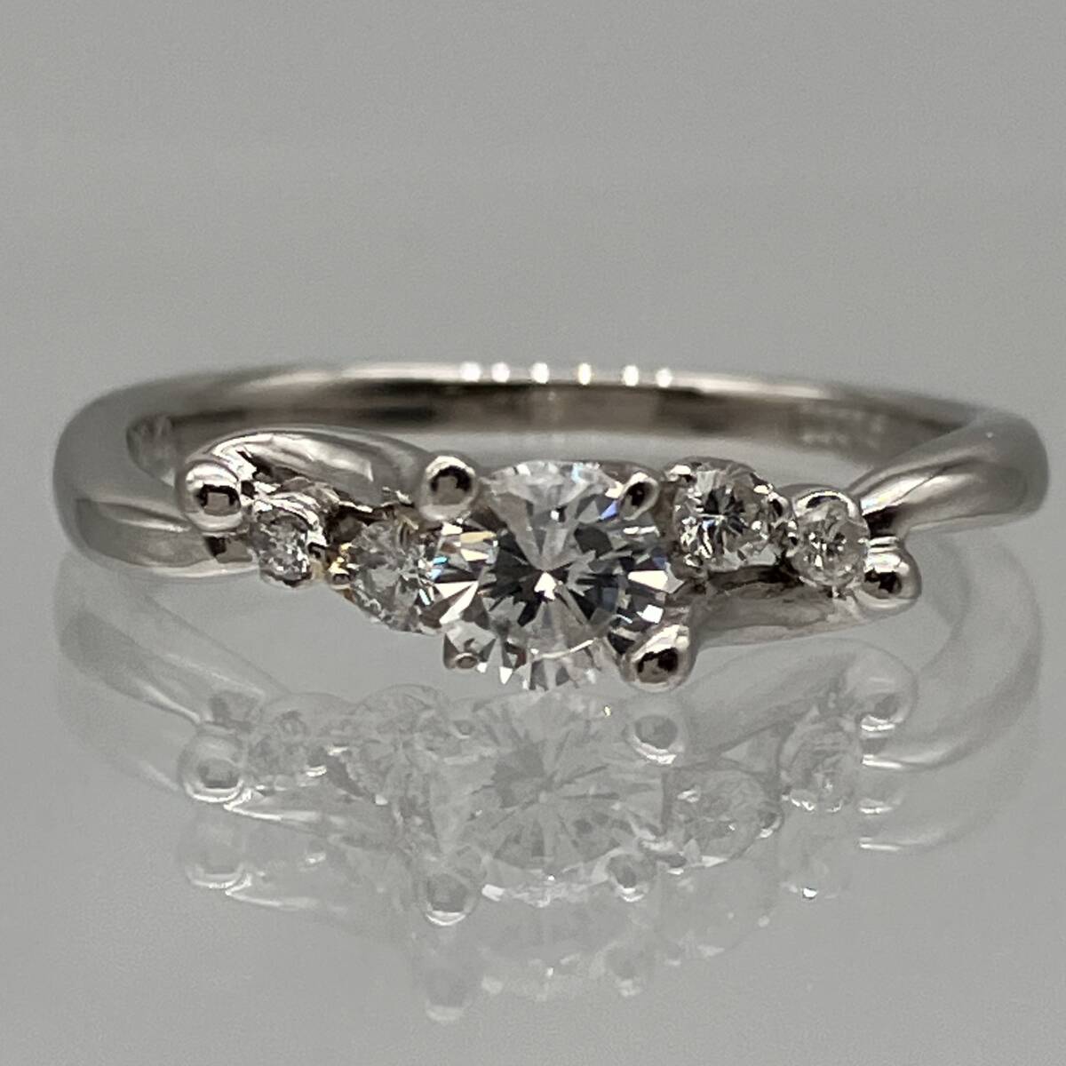 Yahoo!オークション - Pt900 D0.30ct 9号 2.7g リング プラチナ ダイヤ...