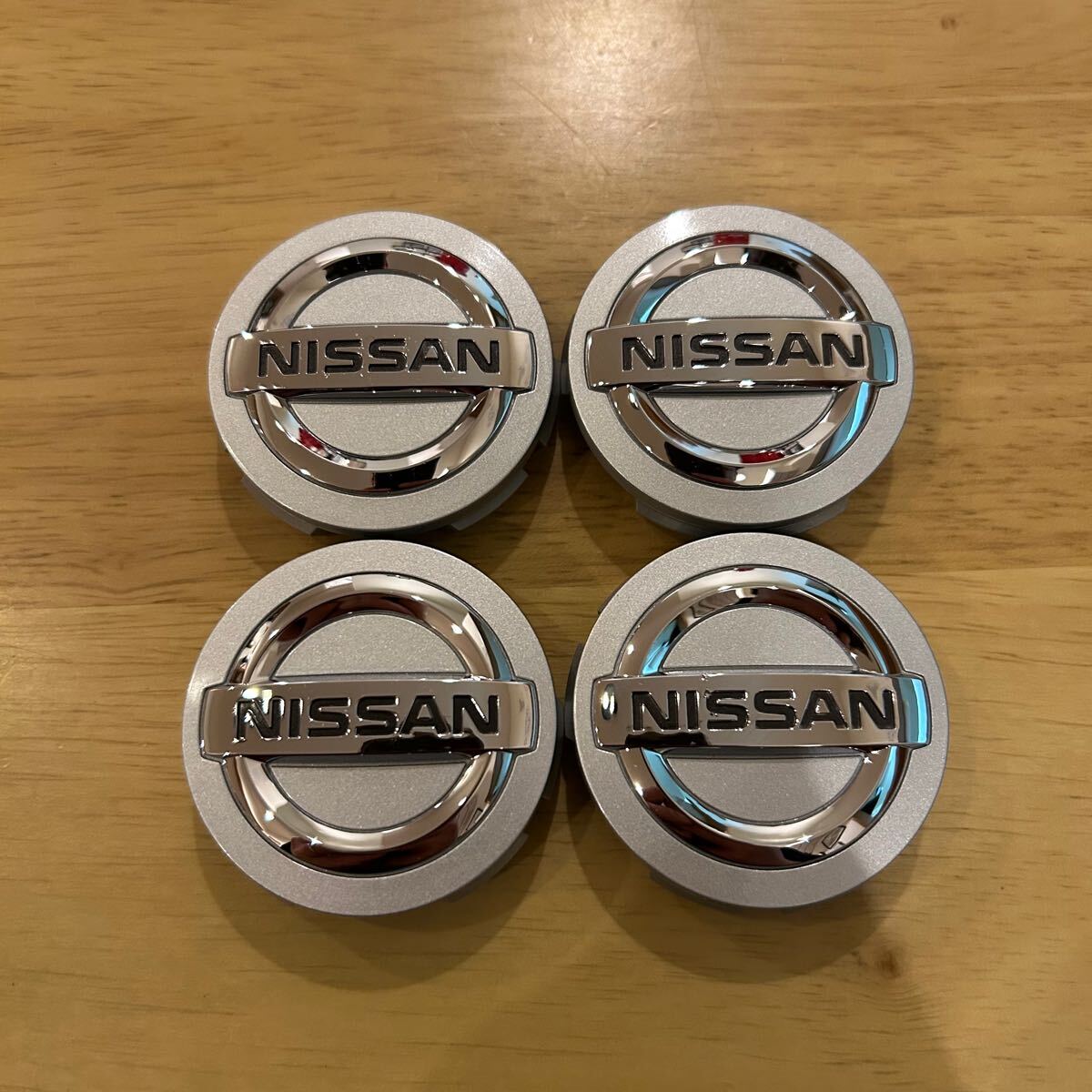 Yahoo!オークション - M574 日産 純正 センターキャップ 4個 外径50.5m...