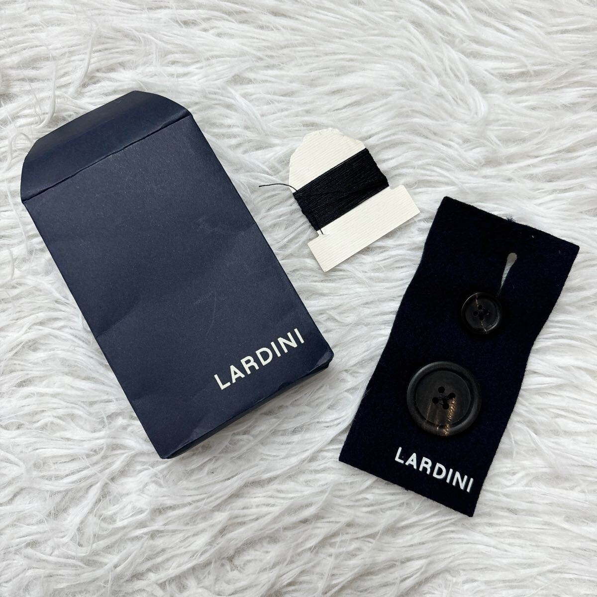 Yahoo!オークション - 【極美品XXLサイズ 】LARDINI ラルディーニ 現行...