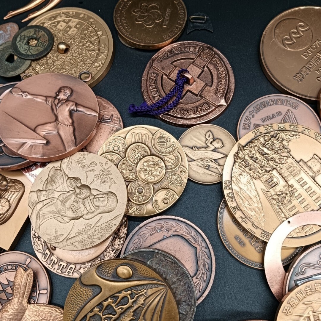 Yahoo!オークション - 【A0648】記念メダル大量売れ 1964年東京オリン...