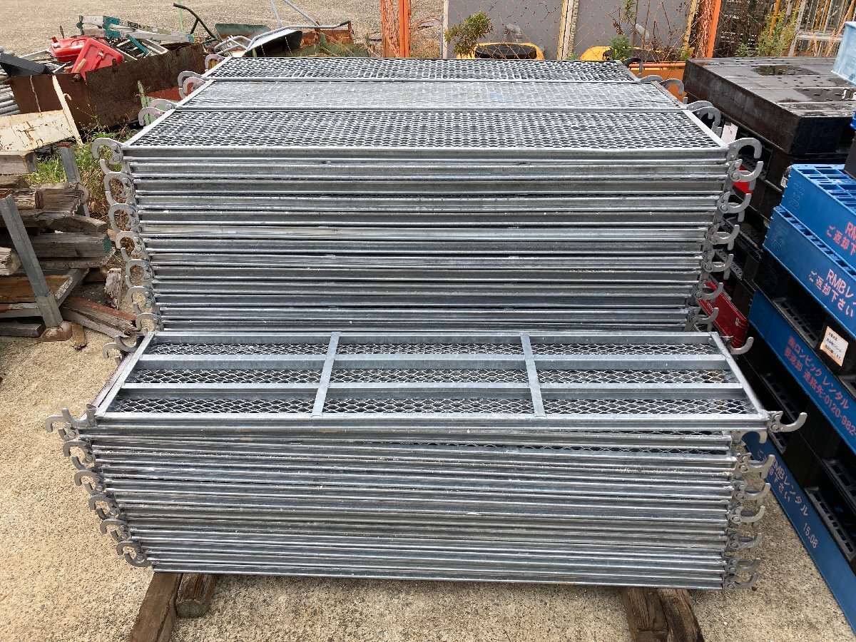 兵庫県発 85枚セット KRH 信和 Aタイプ 400×1800 アンチ 足場板 道板 布板 足場 枠組み 現場 踏板 単管 メーカー混合 まとめ(足場台、足場板)｜売買されたオークション情報 ...