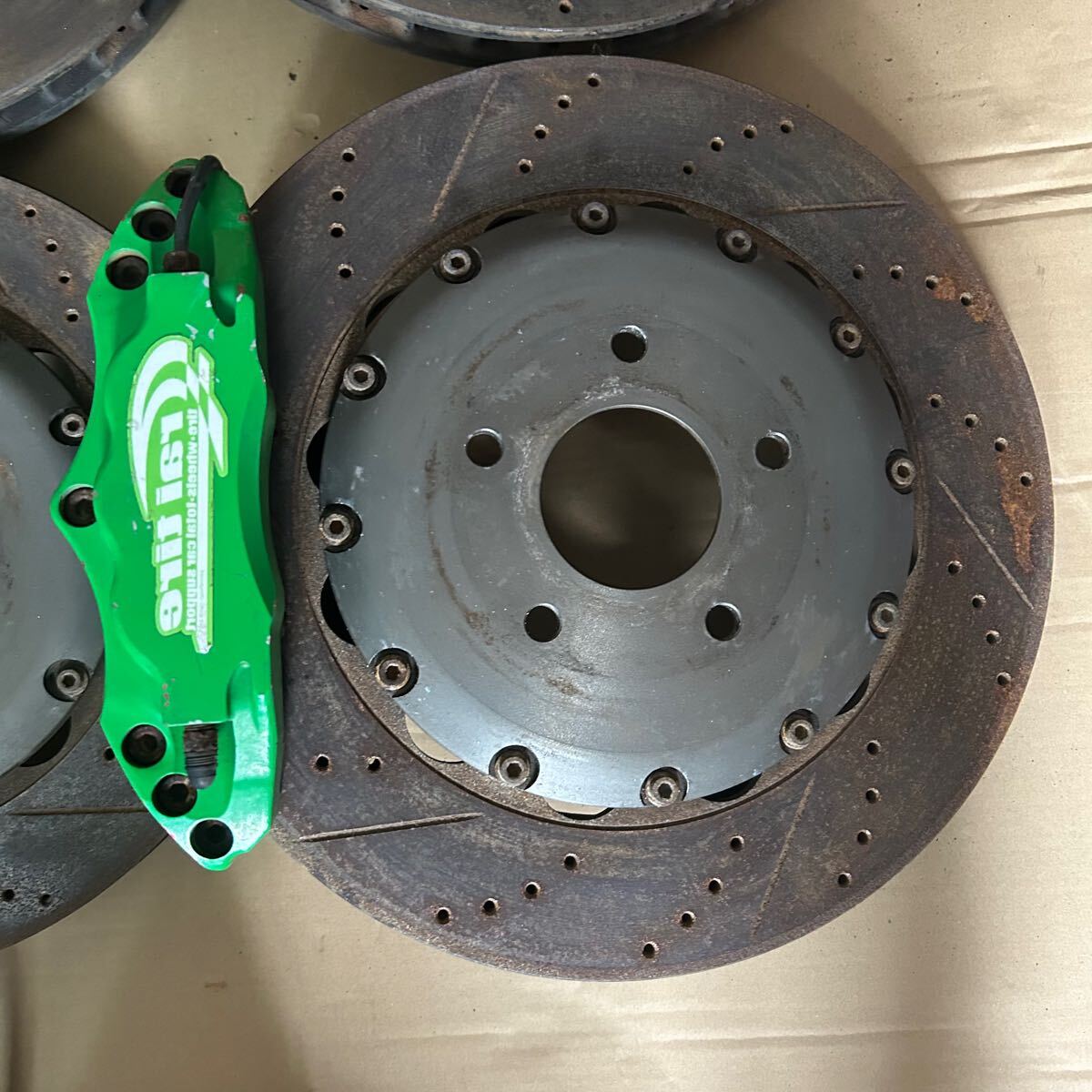 Yahoo!オークション - E51 エルグランド 8pot 6pot ブレーキ ビッグキ...