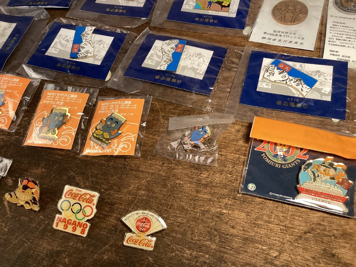 Yahoo!オークション - SS-6378 送料込 バッジ ピンバッジ まとめて 静...