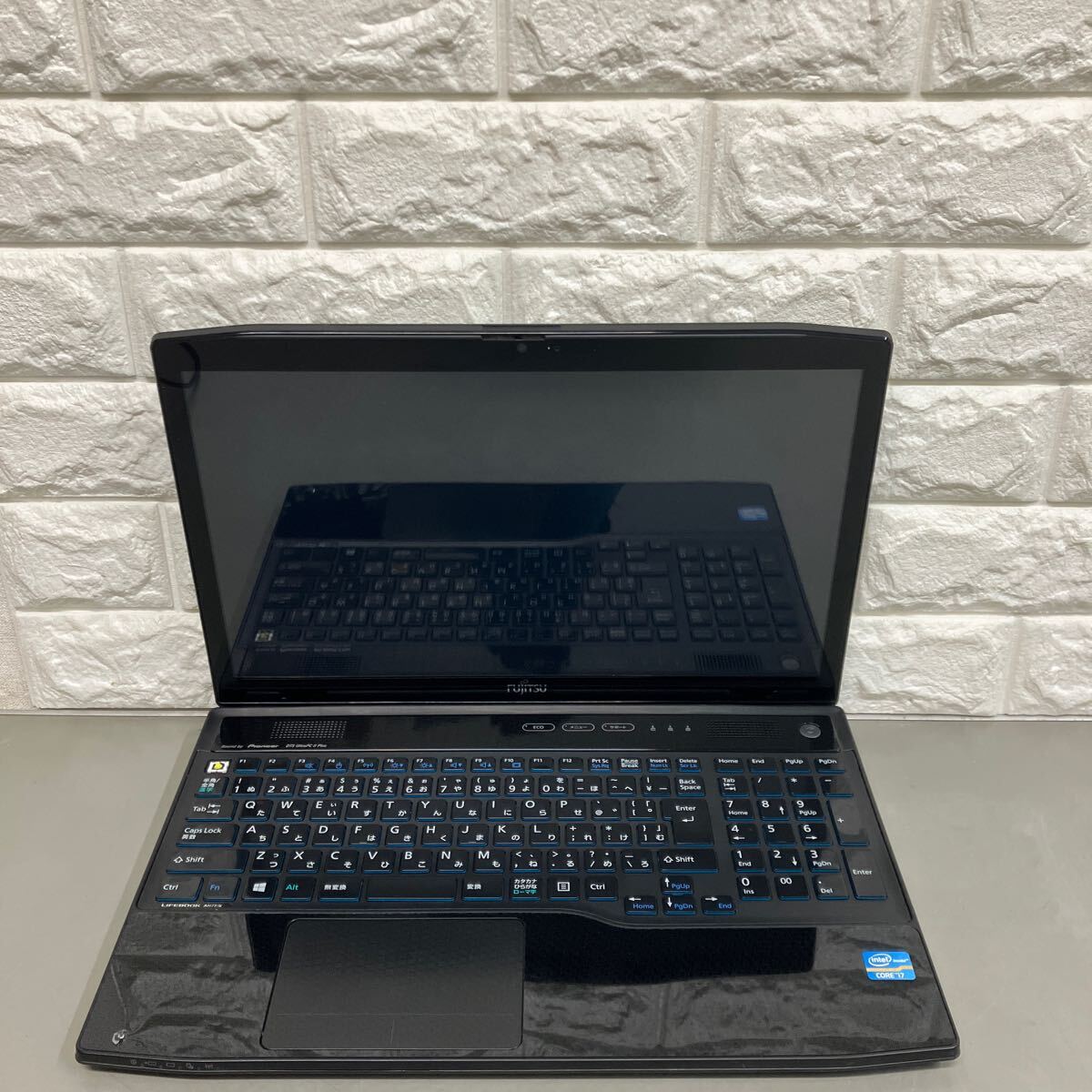 Yahoo!オークション - N112 FUJITSU LIFEBOOK AH77/K FMVA77KB Core i7...