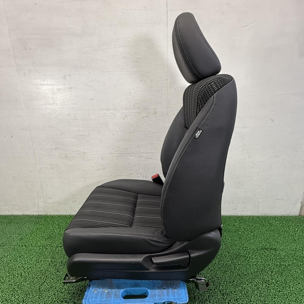 Yahoo!オークション - ヴェゼル ハイブリッド RU3【助手席/フロントシ...