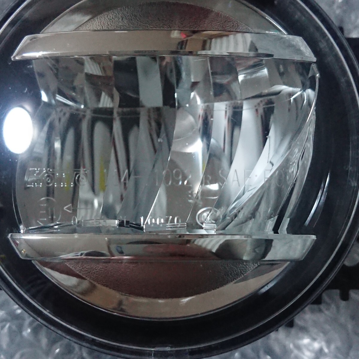 Yahoo!オークション - スバル 純正 レヴォーグ VM LEDフォグランプ 左...