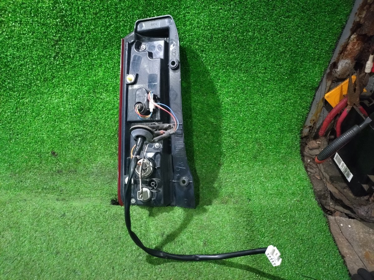 Yahoo!オークション - H92W オッティ テールランプ 運転席側 右側 H82...
