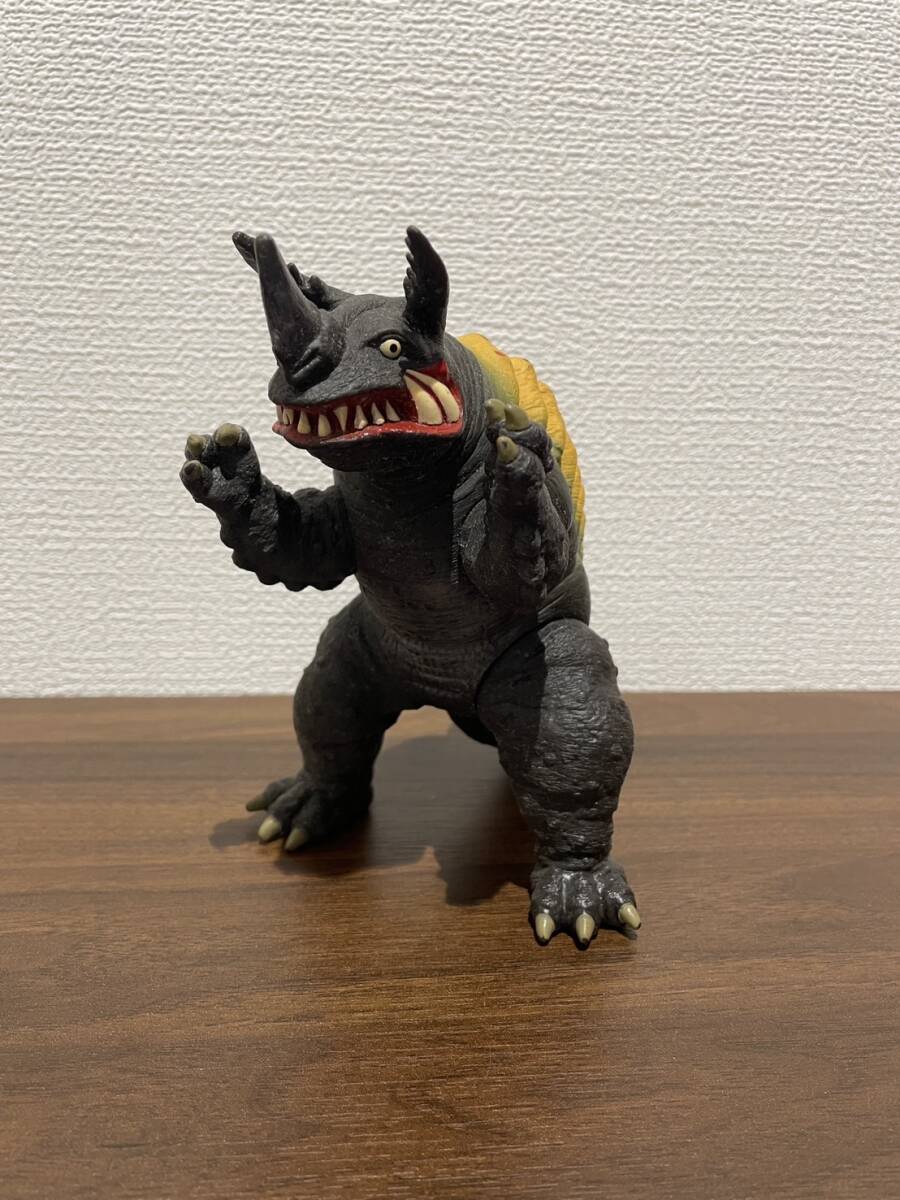 Yahoo!オークション - TK59希少 バンダイ 1994年製 ネロンガ ウルトラ...