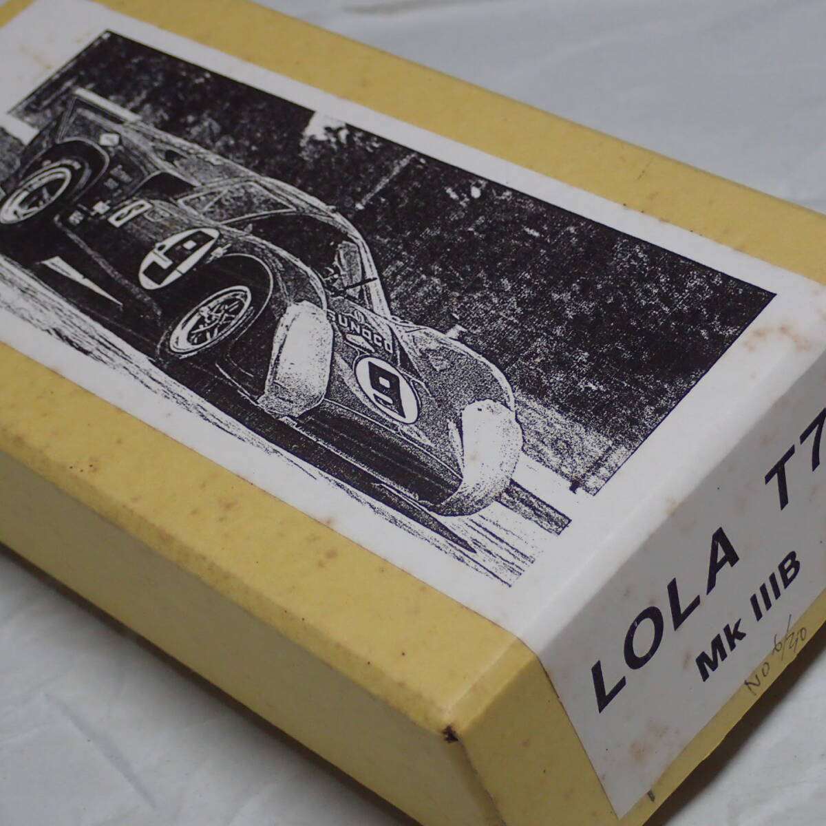 Yahoo!オークション - ローラ T70 MK3B IRIS-SLOT 1/24 スロットカー ...