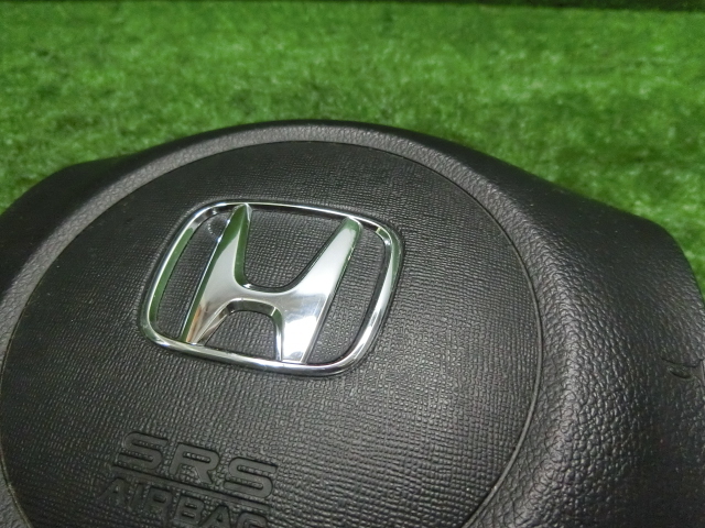 〇 ホンダ N-BOX G ターボSSパッケージ NBOX JF1 H28年式 ステアリングホーンパッド 77800-TY0-J81 即発送(ステアリング、ハンドル関連用品)｜売買された ...