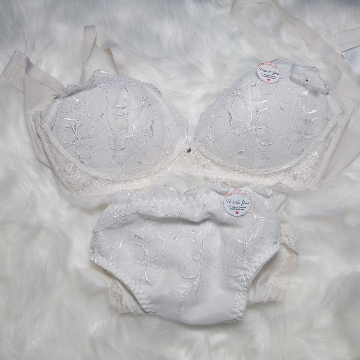 Yahoo!オークション - 【No.22】 Dcup相当/美乳系女子 JK/JD/OL〜清楚...