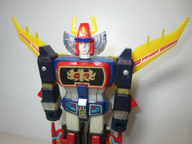 Yahoo!オークション - クローバー 無敵ロボ トライダーG7 DX 当時もの ...
