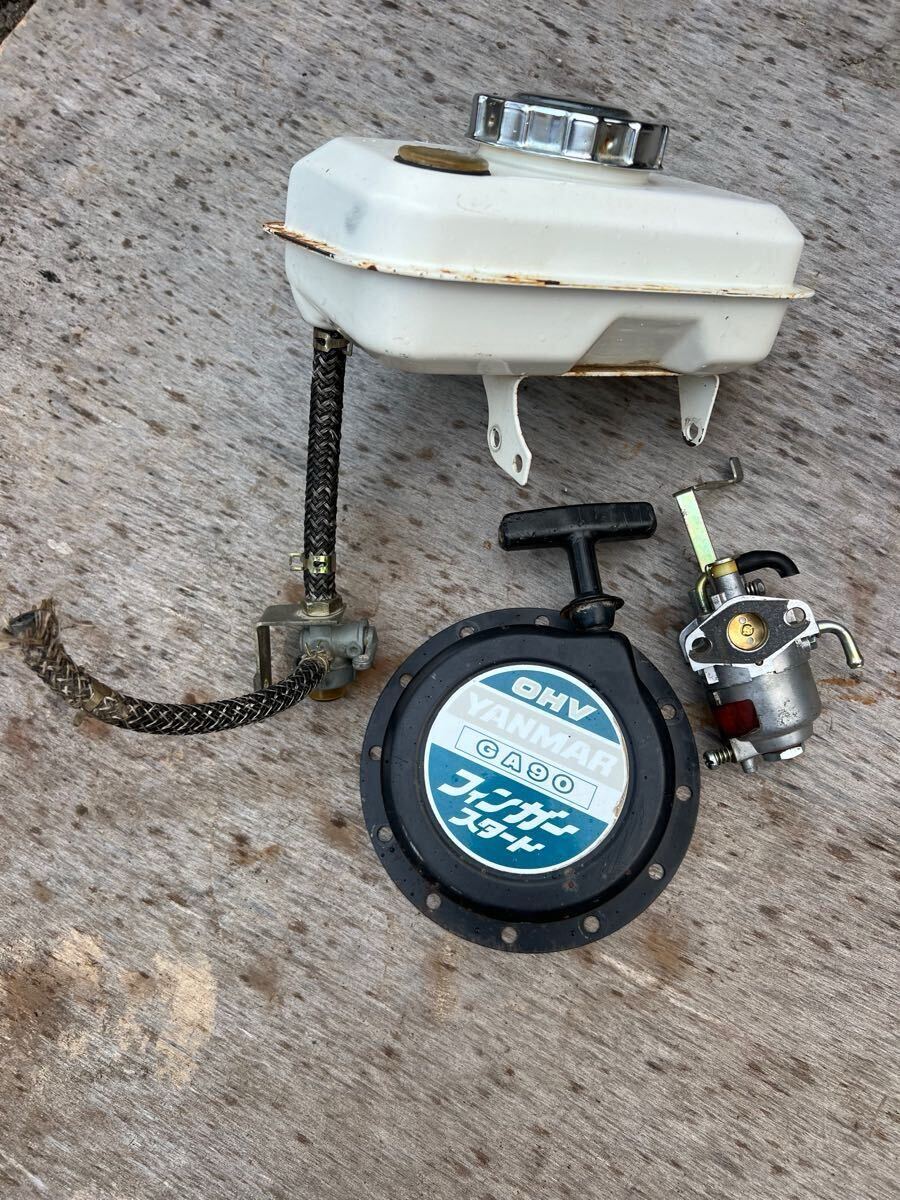 Yahoo!オークション - ヤンマー GA90 エンジンパーツ 部品 燃料タンク ...