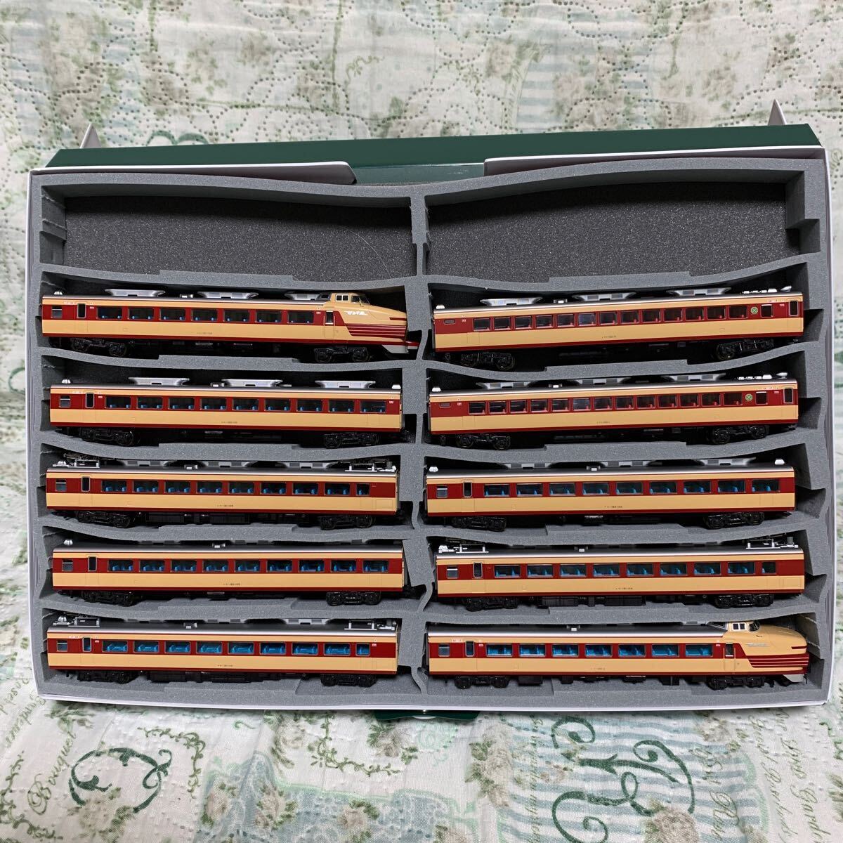 Yahoo!オークション - KATO 181系 あずさ 10両セット(1Mです)(クハ18...