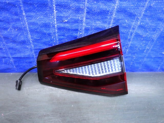 Yahoo!オークション - K950 ライズ A200A A210A 右テール 内 D249 8158...