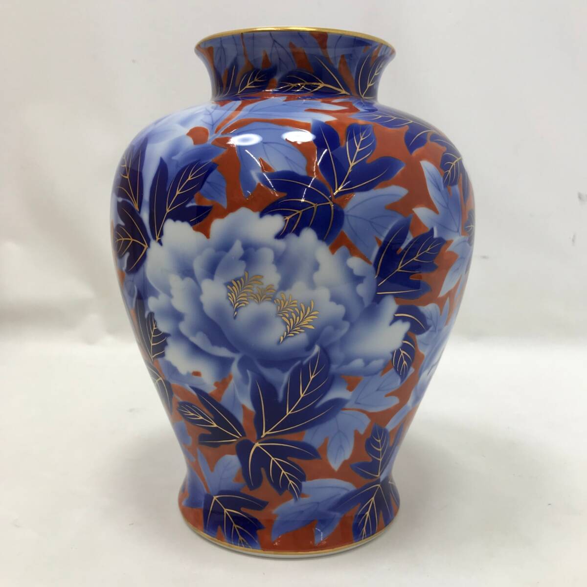 Yahoo!オークション - ‡ 0304 深川製磁 振牡丹外赤 K08号花生 共箱付 ...