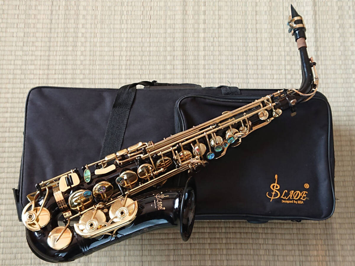 Yahoo!オークション - SLADE・USA製 アルトサックス【断捨離・書斎編】