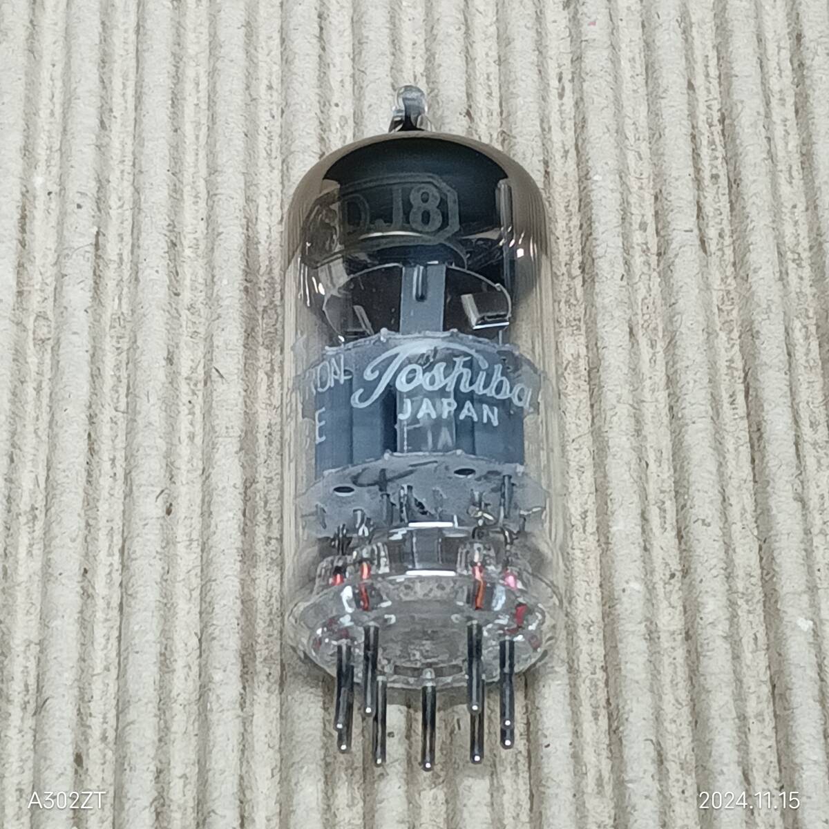 Yahoo!オークション - 6DJ8 東芝 未使用2本 F 2928