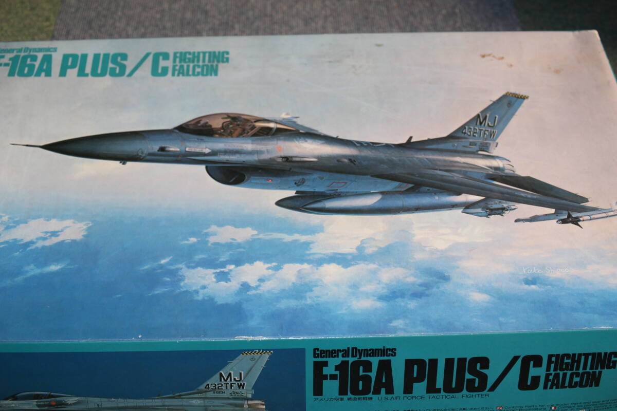Yahoo!オークション - ハセガワ 1/32 ゼネラル・ダイナミックス F-16A ...
