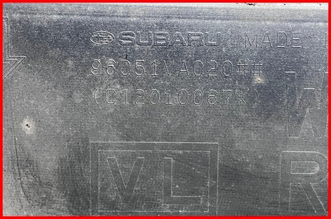 Yahoo!オークション - レヴォーグ VM4 サイドステップ右 管理番号 5106