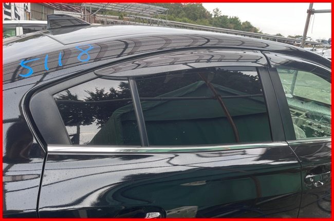 Yahoo!オークション - インプレッサ GK7 リアドア右 管理番号 5118