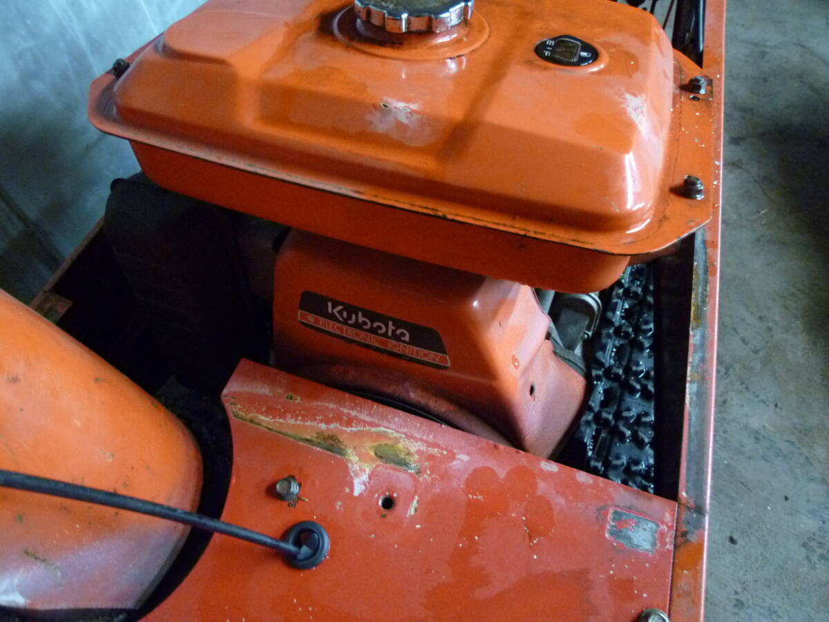 Yahoo!オークション - クボタ 除雪機 KSR 9 ガソリン セル始動 9馬力 ...