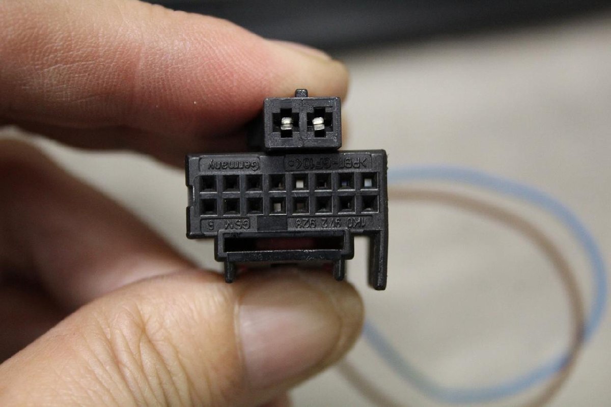 Yahoo!オークション - アウディ A4 アバント 右H (8KCDNF 8K) 右 ドア...