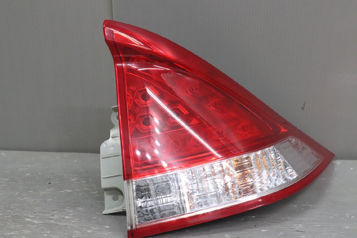 Yahoo!オークション - インサイト G (ZE2) 純正 コイト 破損無 動作保...