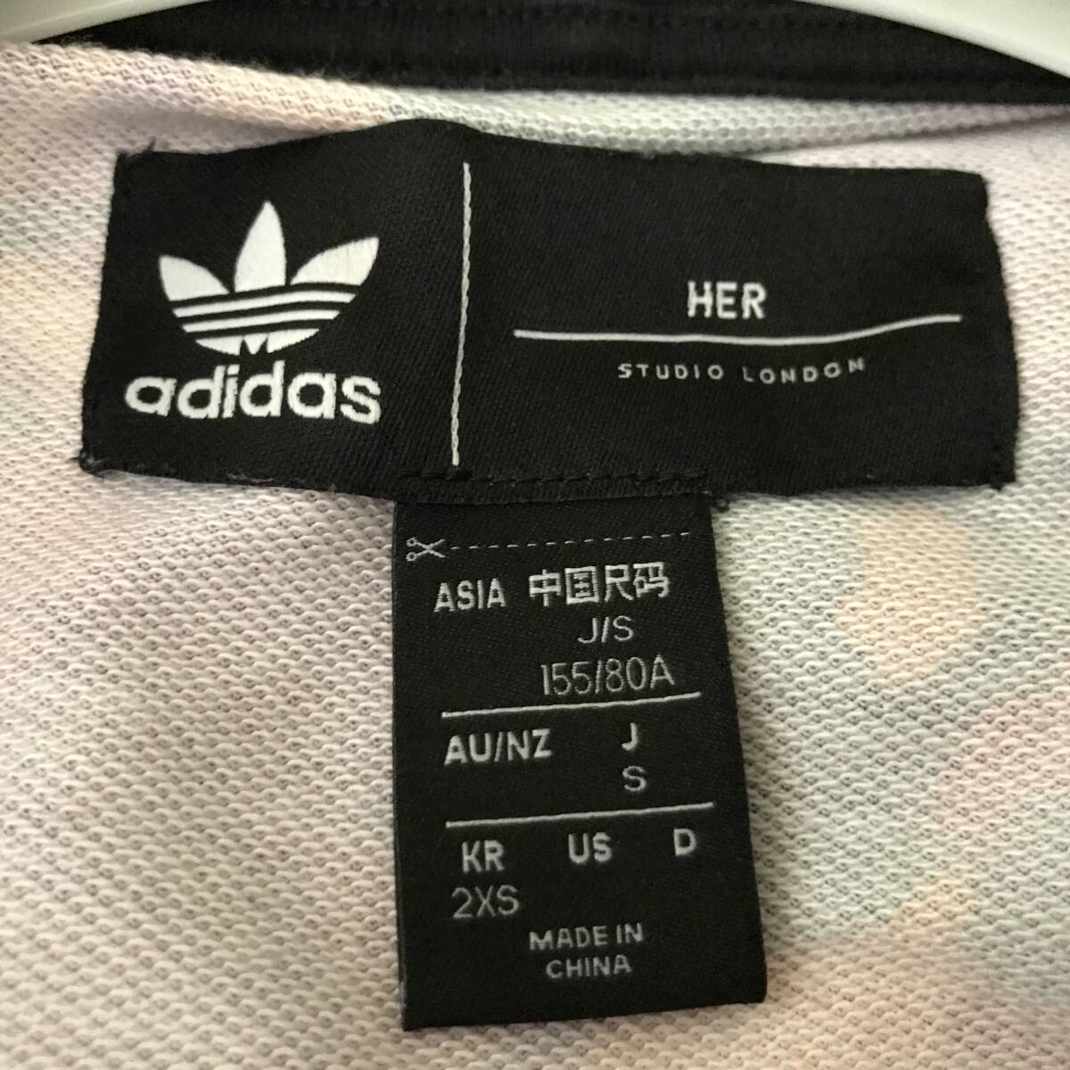 Yahoo!オークション - PAKAIAN adidas UKURAN J30 HER STUDIO LONDON ...