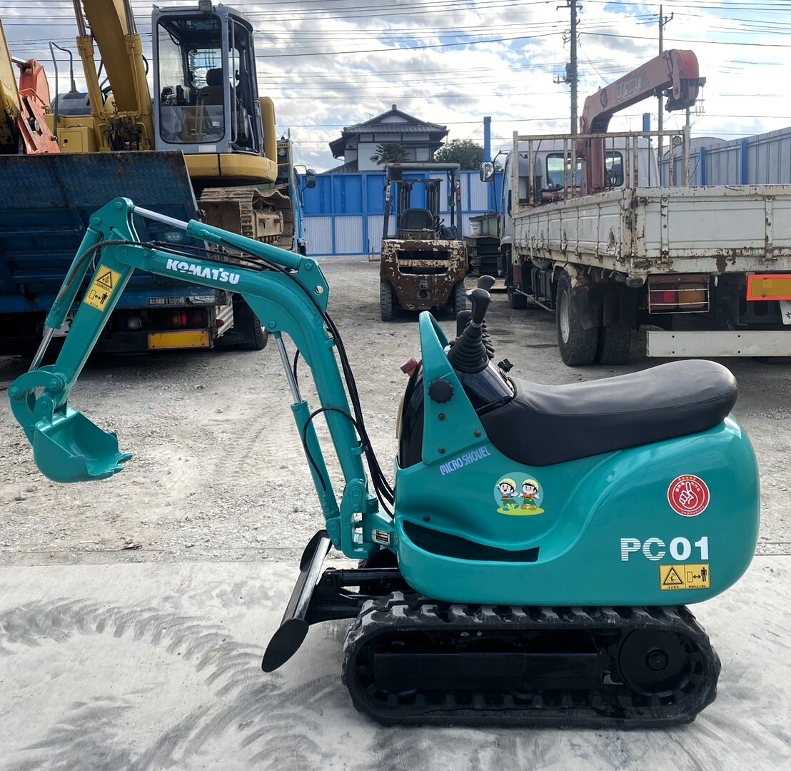 コマツ ユンボ PC01-1A ミニ油圧ショベル 663時間 み(建設機械、重機)｜売買されたオークション情報、yahooの商品情報をアーカイブ公開 - オークファン（aucfan.com）
