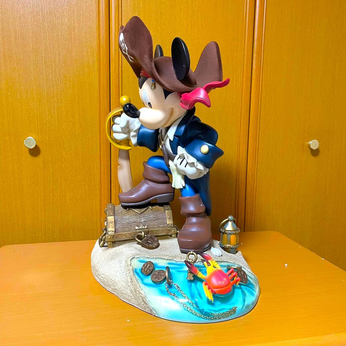 100体限定 激レア ミッキーマウス カリブの海賊 パイレーツ 100体限定 激レア ミッキーマウス カリブの海賊 パイレーツ