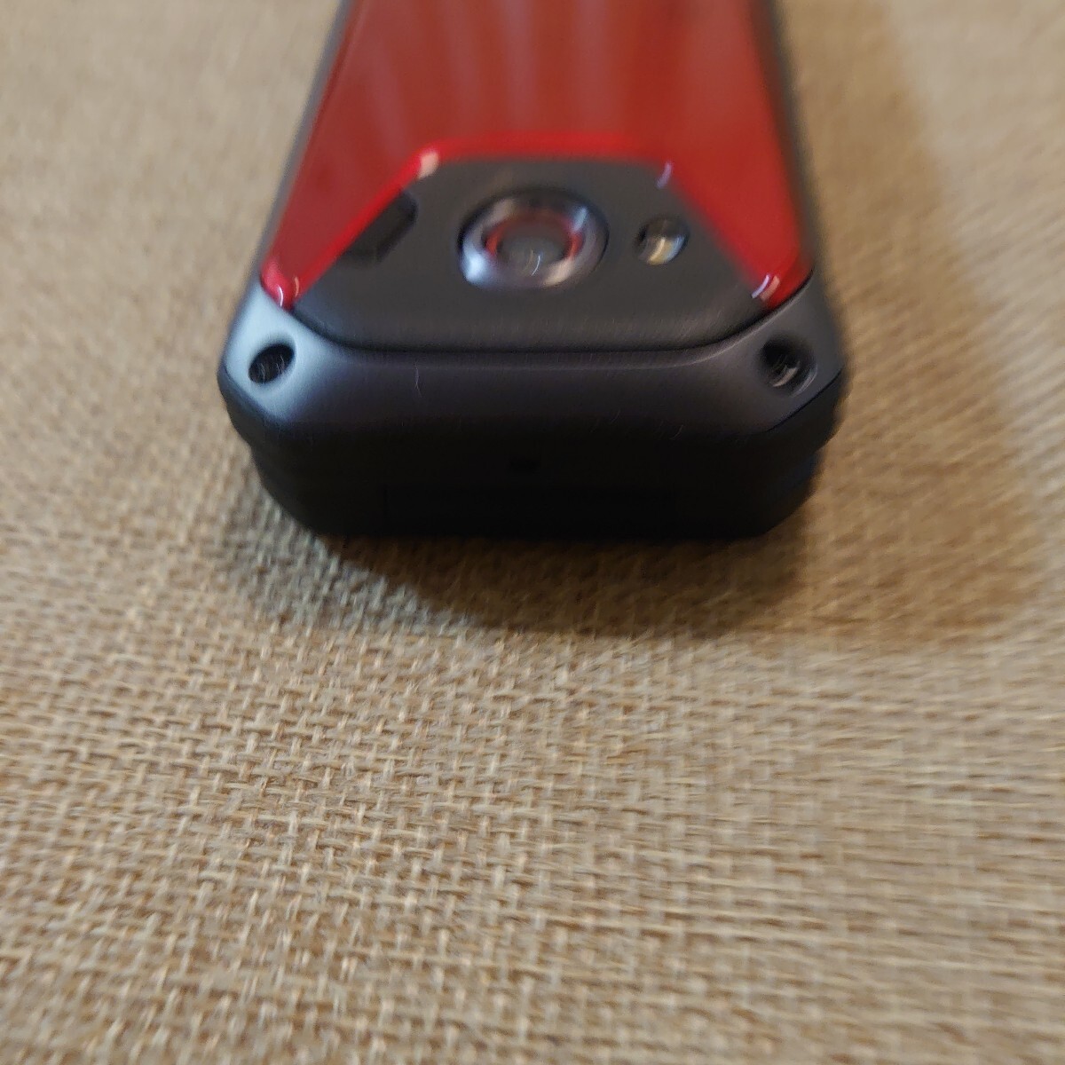 Yahoo!オークション - キズ無美品 KYF33 TORQUE X01 レッド au