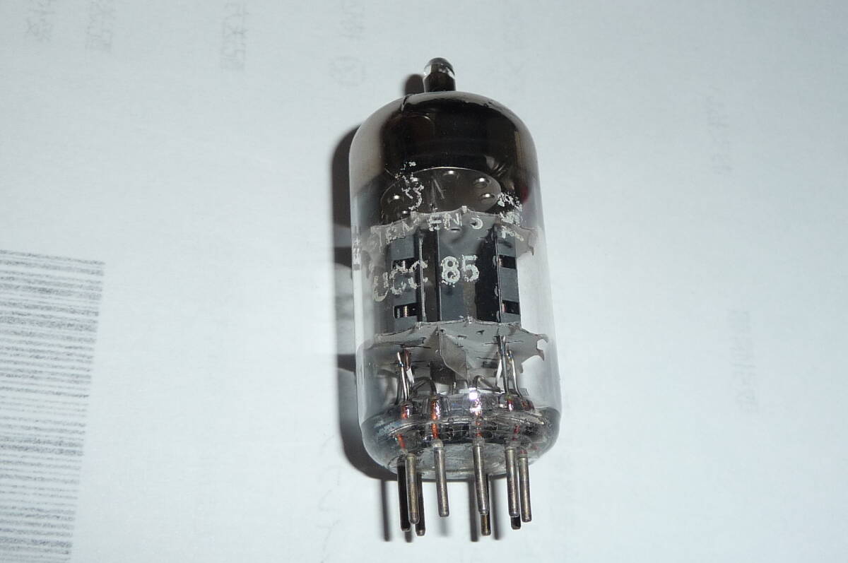 Yahoo!オークション - シーメンス ECC85 / 6AQ8 1本 中古