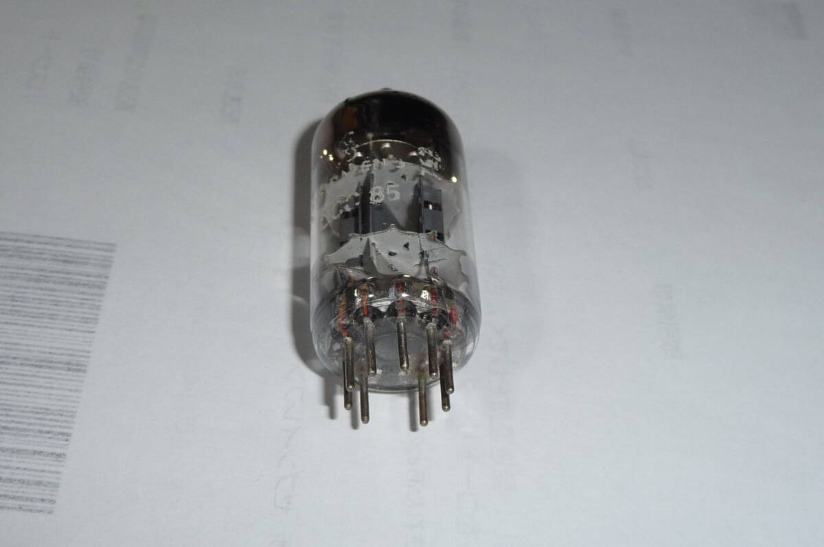 Yahoo!オークション - シーメンス ECC85 / 6AQ8 1本 中古