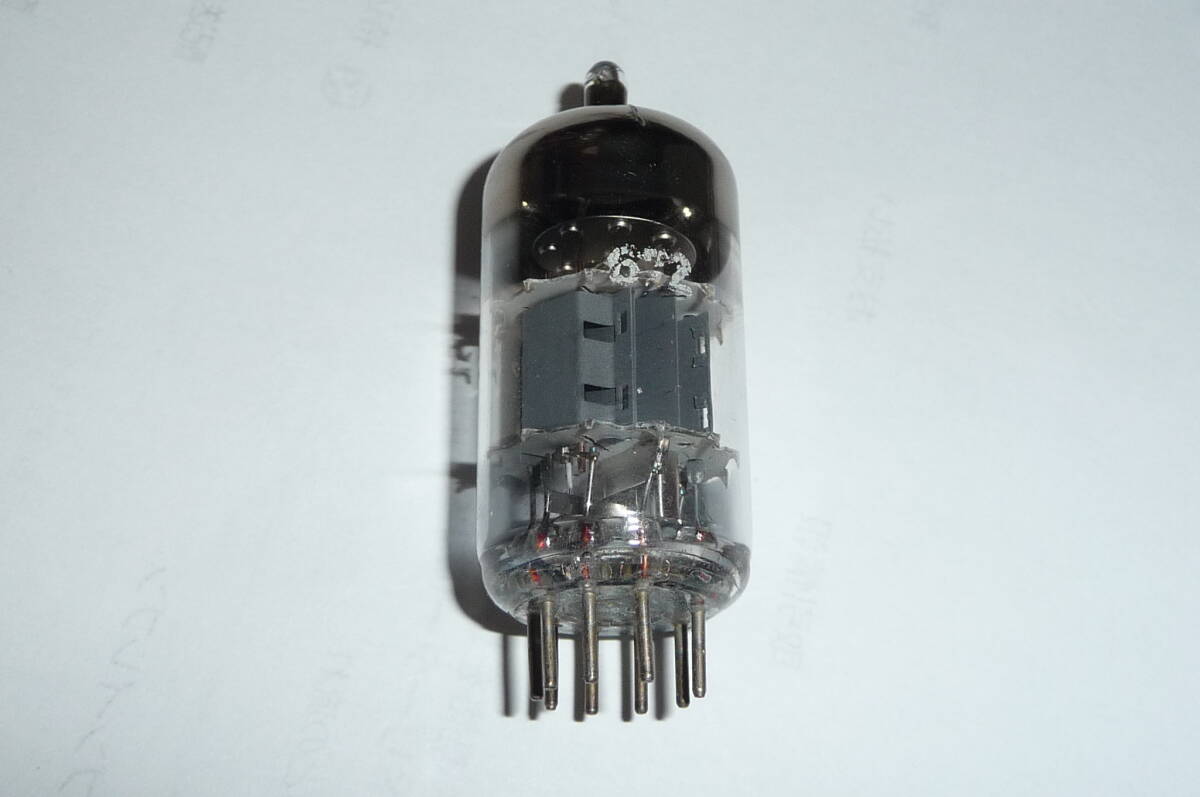 Yahoo!オークション - シーメンス ECC85 / 6AQ8 1本 中古