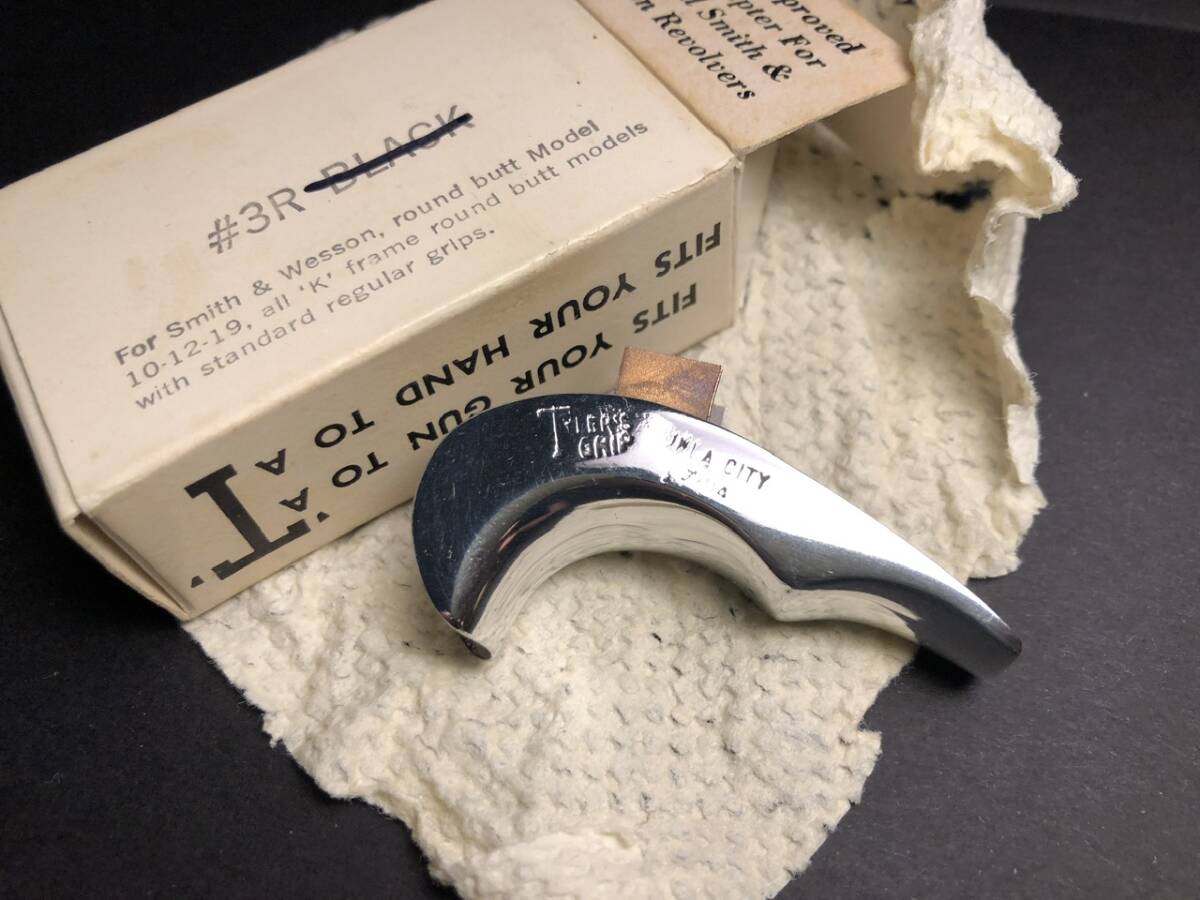 Yahoo!オークション - タイラー社製 （S&W ラウンドバット用）グリップ...