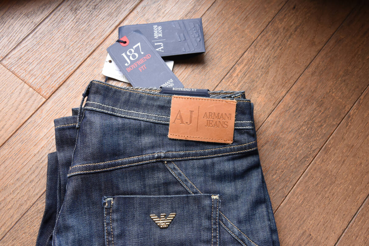 Yahoo!オークション - 新品 ARMANI JEANS アルマーニ・ジーンズ J87 BO...
