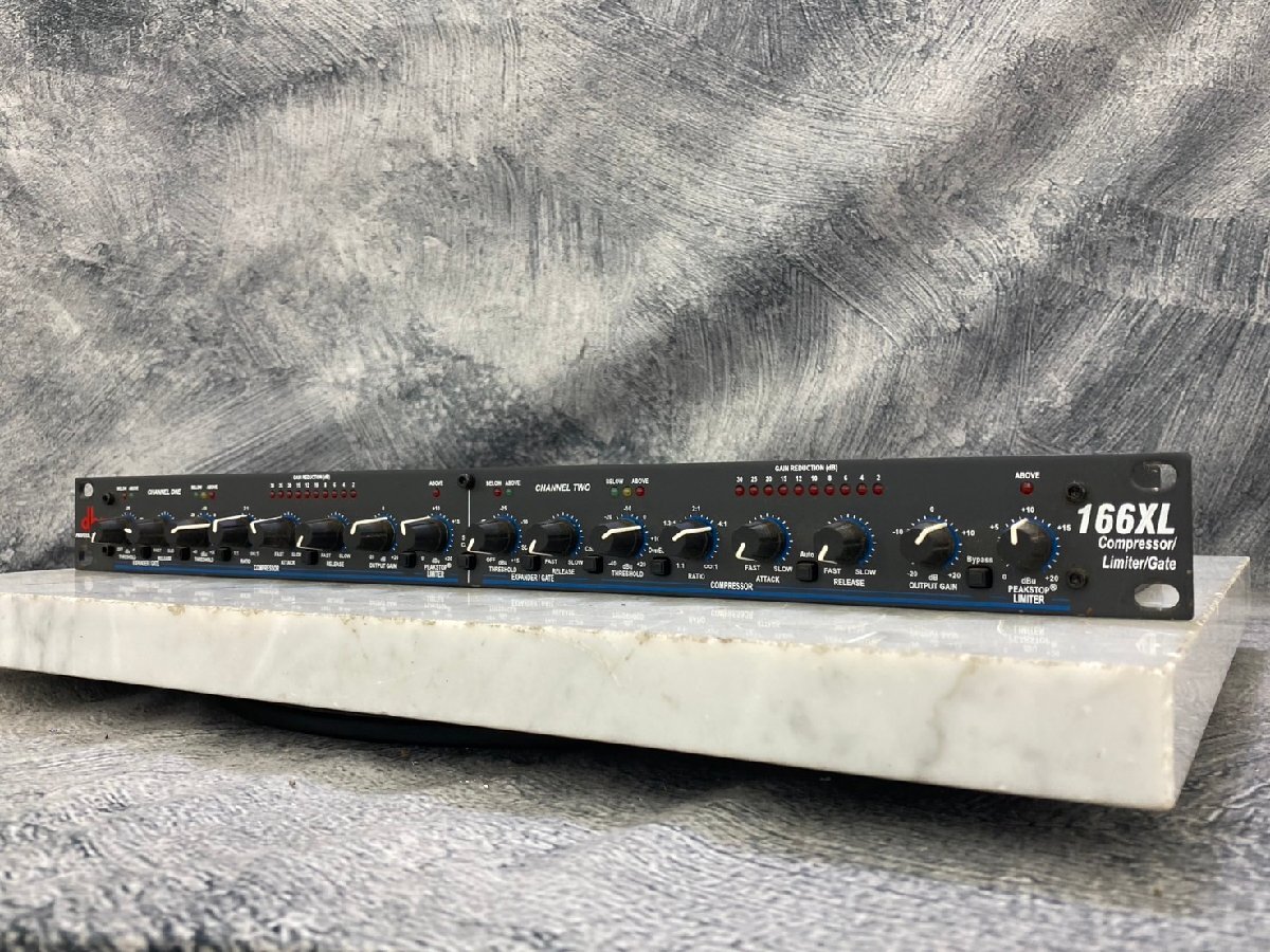 Yahoo!オークション - t2875 現状品 DBX 166XL ステレオコンプレッサ...