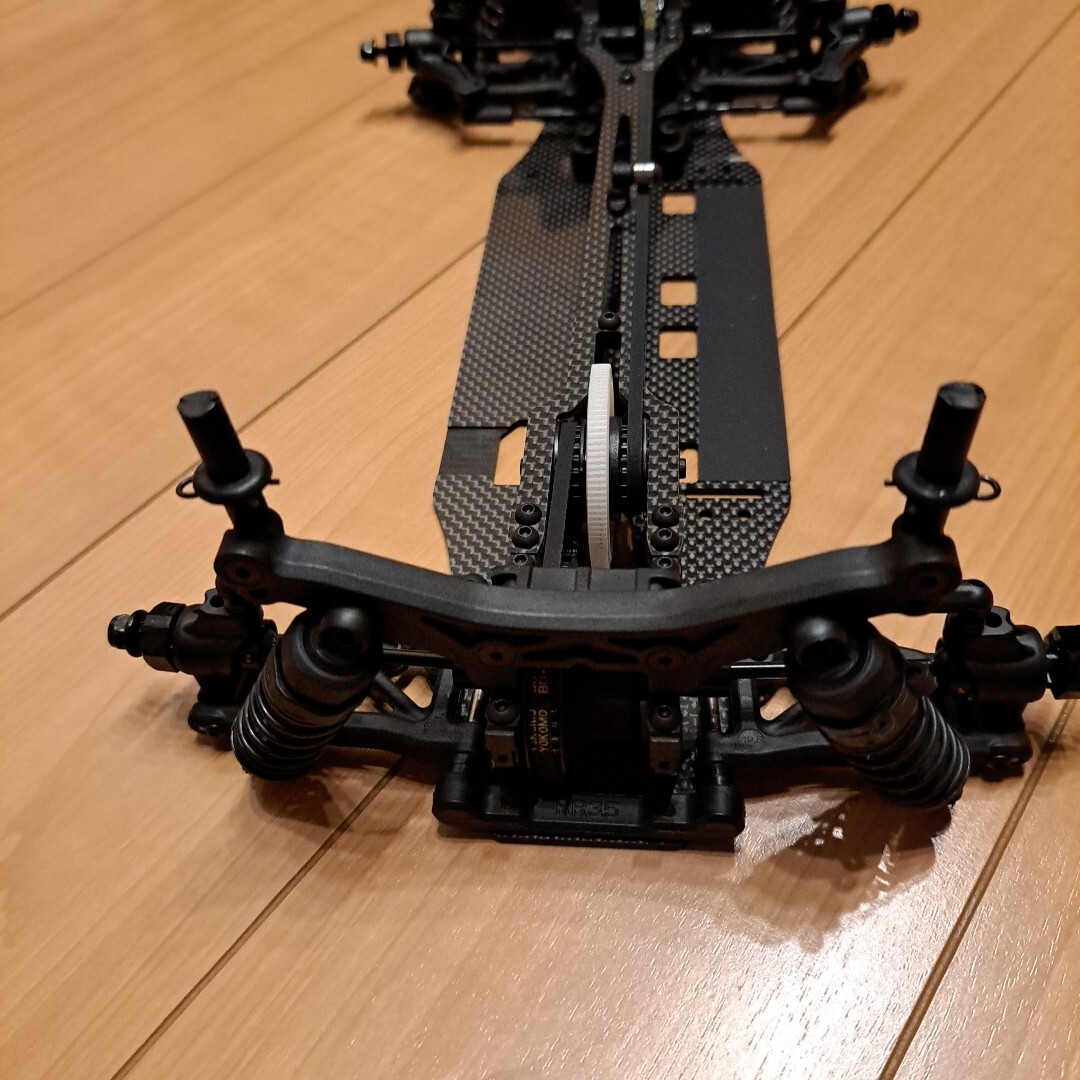 Yahoo!オークション - ヨコモ BD7 RS 中古 おまけ ボディー付き ラジコ...