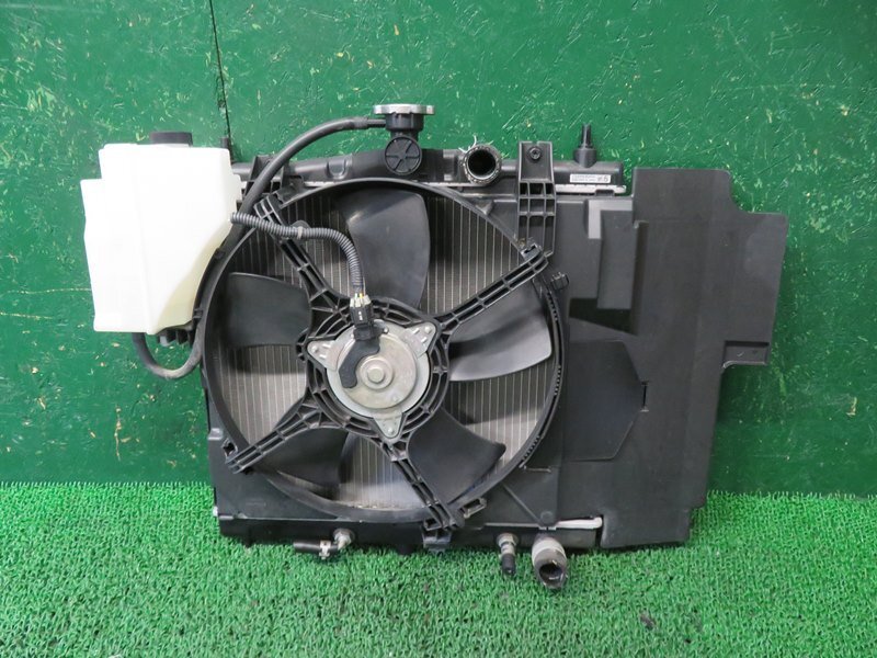 Yahoo!オークション - 『psi』 日産 BZ11 キューブ CR14DE ラジエータ...