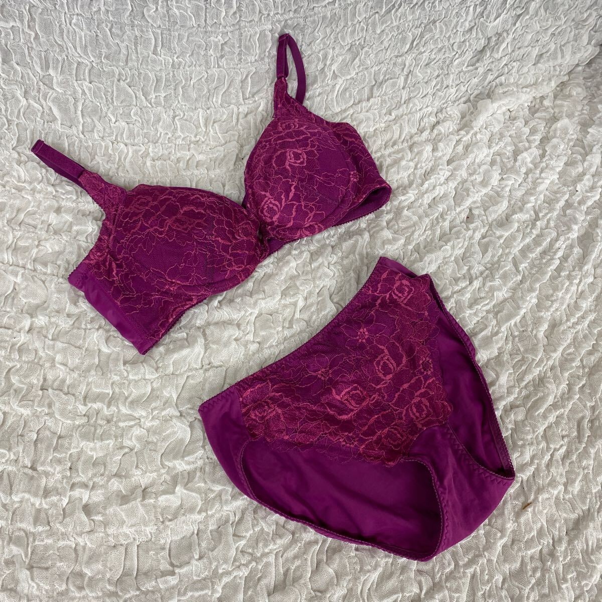 Yahoo!オークション - マルコ 補正下着 ブラショーツセット C75 パープ...