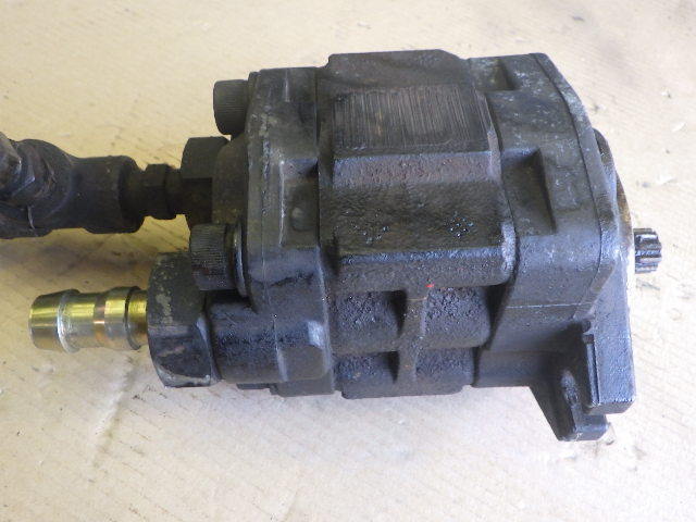 Yahoo!オークション - r3111-82 ポンプ クレーンポンプ 油圧ポンプ ギ...